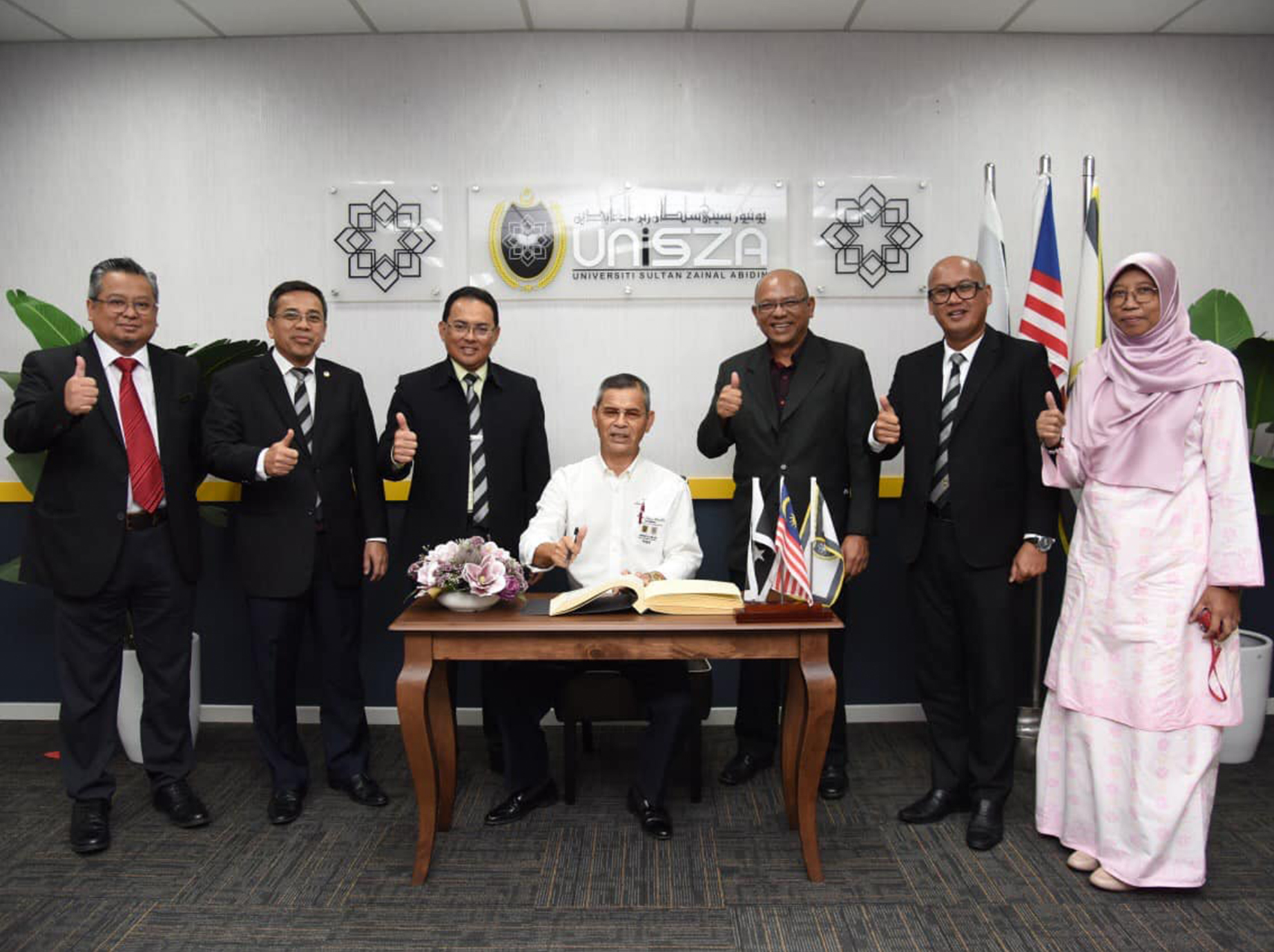 Kunjung Hormat oleh Pengerusi Ahli Lembaga Pengarah (ALP) UniSZA ...